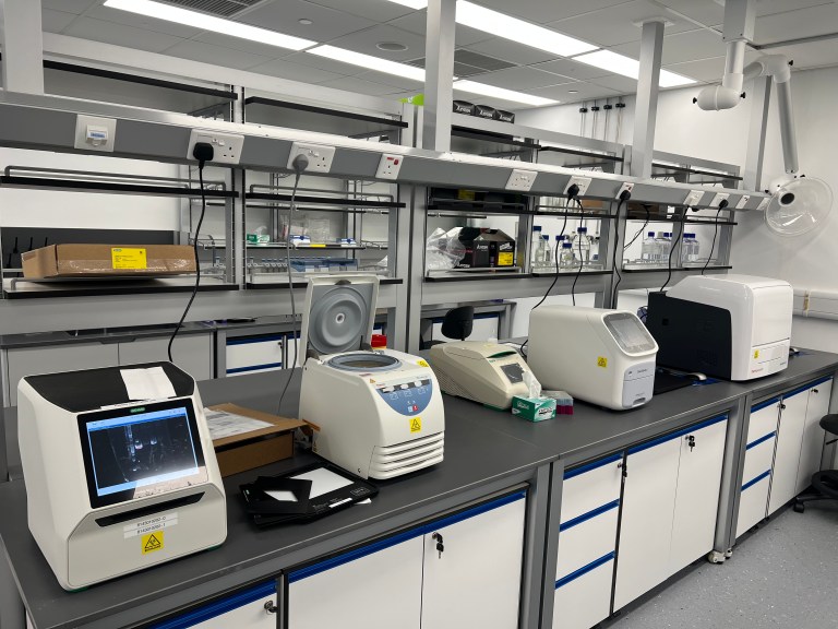 Facilities – The Zhu Lab